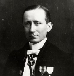 Biografia - Fondazione Guglielmo Marconi